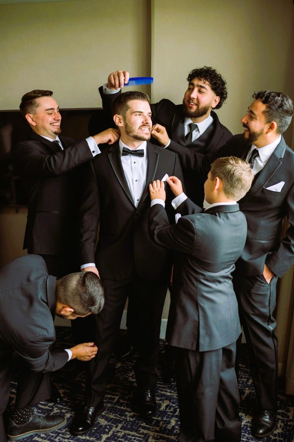 500 Wedding Photography Poses With Camera and Couple Instructions ...